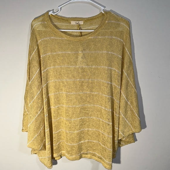 easel | Tops | Easel Lightweight Top | Poshmark